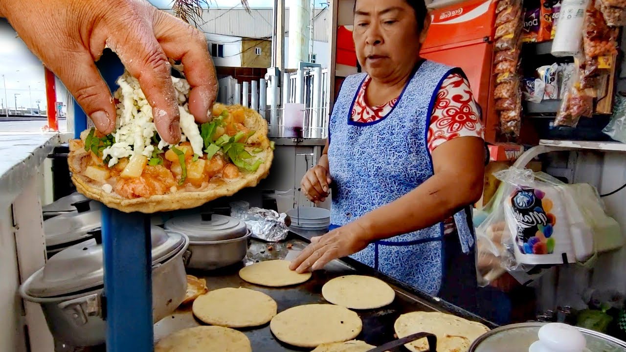 Cheesy & Creamy Street SOPES & GORDITAS || Mexican Street Food - YouTube