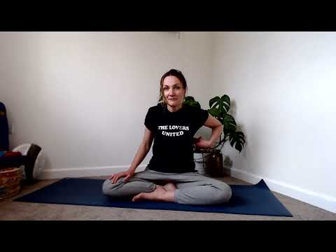 Pyjama Yoga - shoulder and neck release
