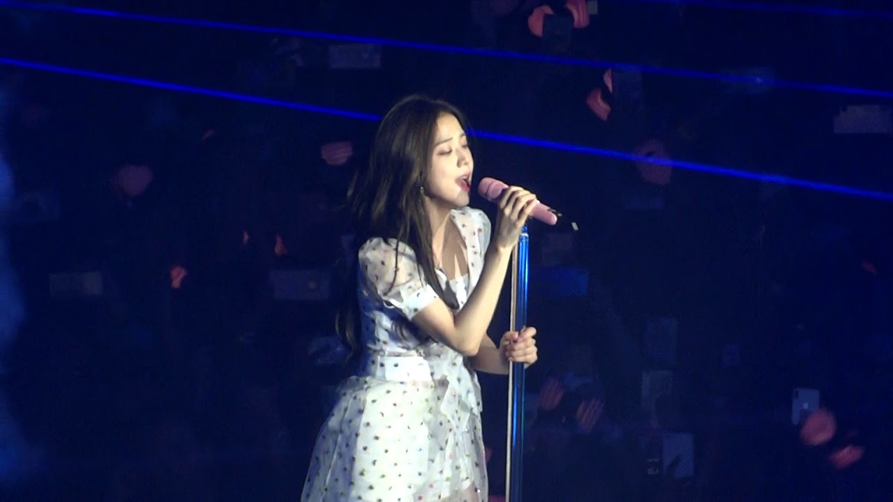 [HD Fancam] Blackpink in your area Manila : Jisoo Solo Stage - YouTube