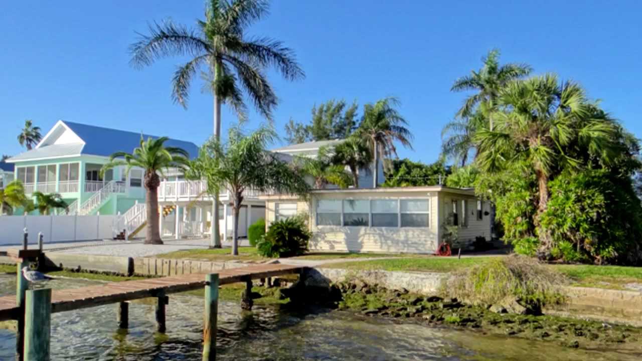 Anna Maria Island Bay Front 2 Bedroom with Dock and Sunrise Views One ...