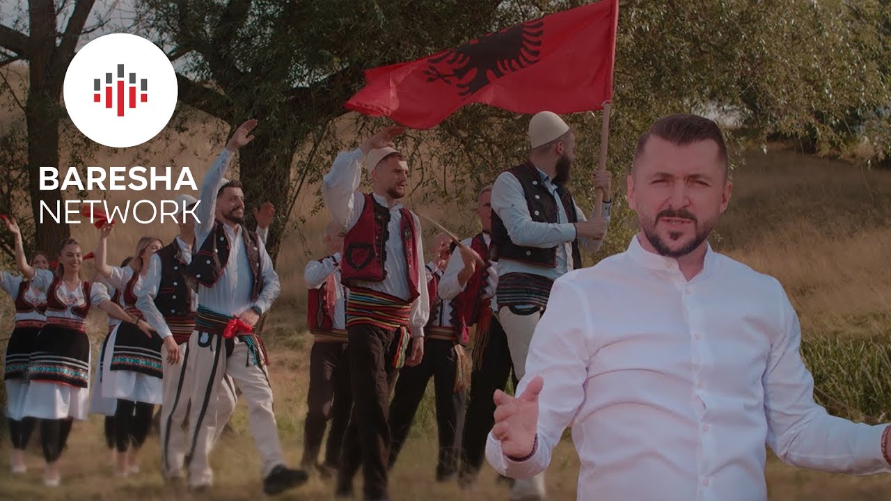 Gjon Ukaj - Kur bjen teli Çiftelis - YouTube