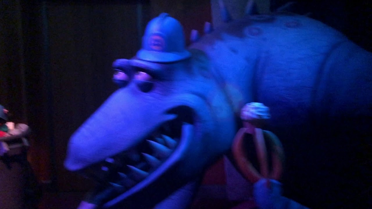 Monsters, Inc. Ride and Go Seek! Experience - YouTube