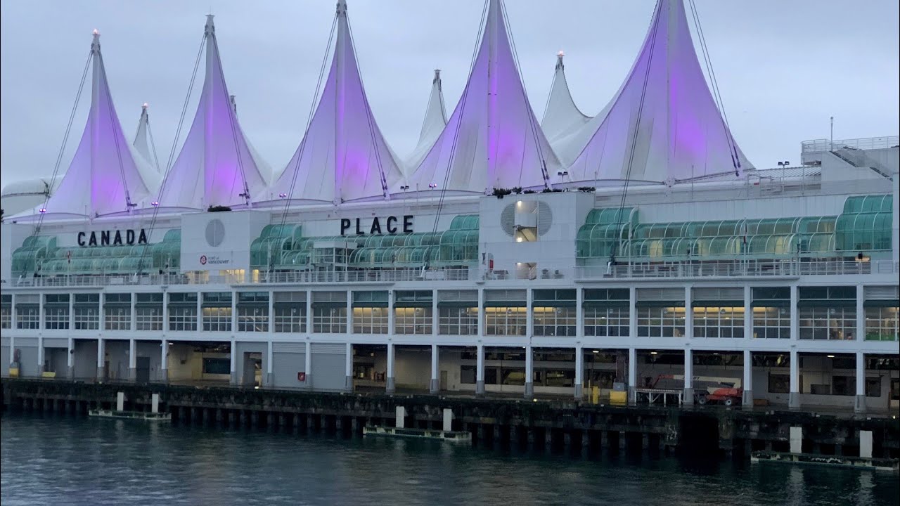 WINTER WALK AT THE CANADIAN TRAIL - CANADA PLACE - YouTube