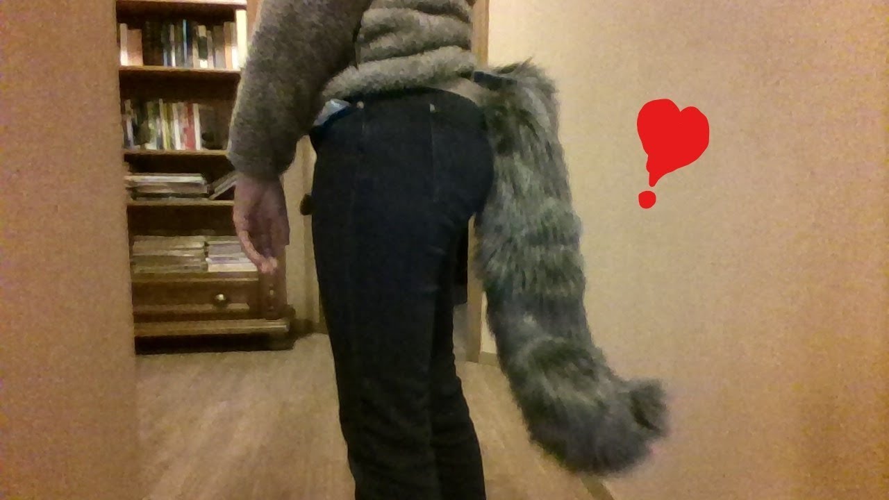 my new animatronic tail !!! - YouTube