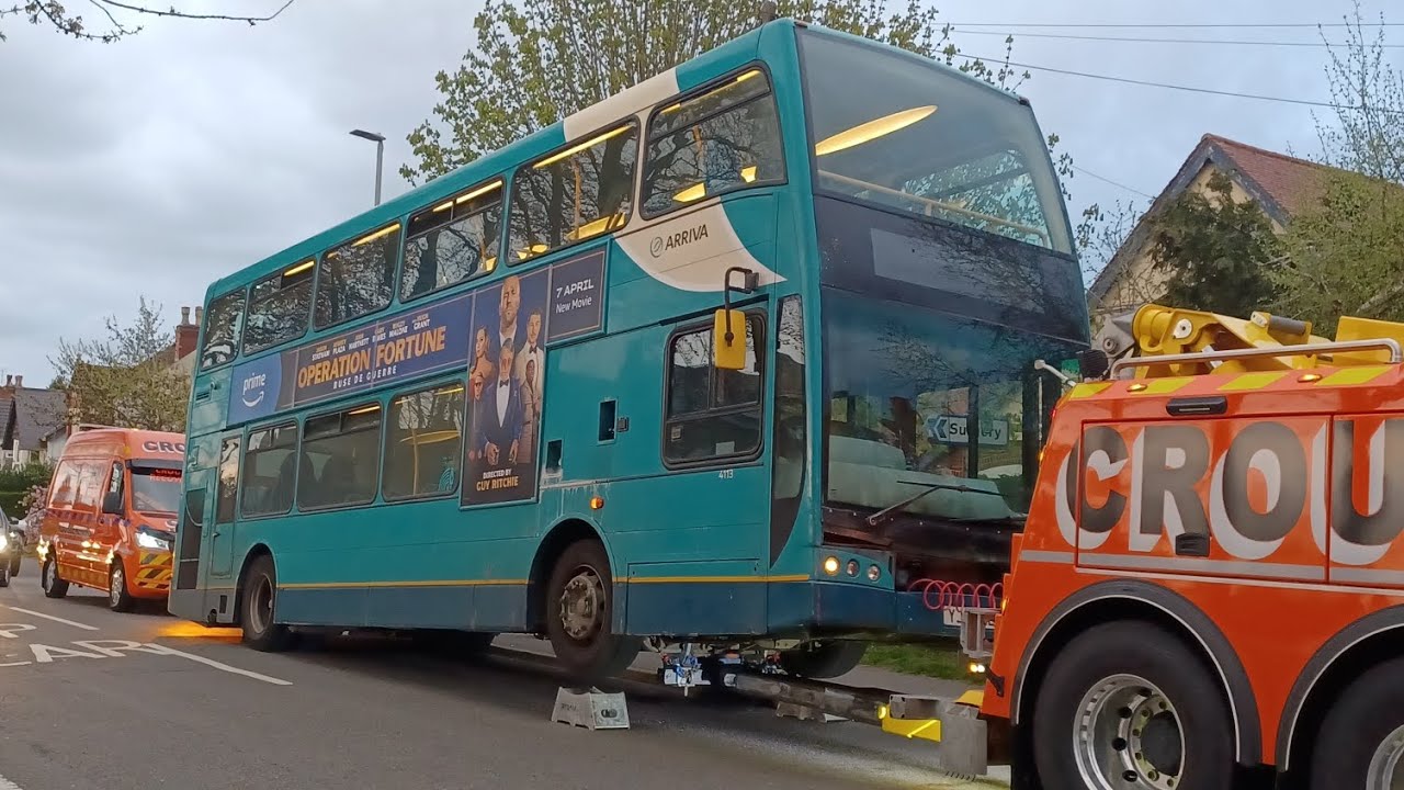 Crouch Recovery Recovering Arriva Volvo B9TL Optare Olympus (4113 ...