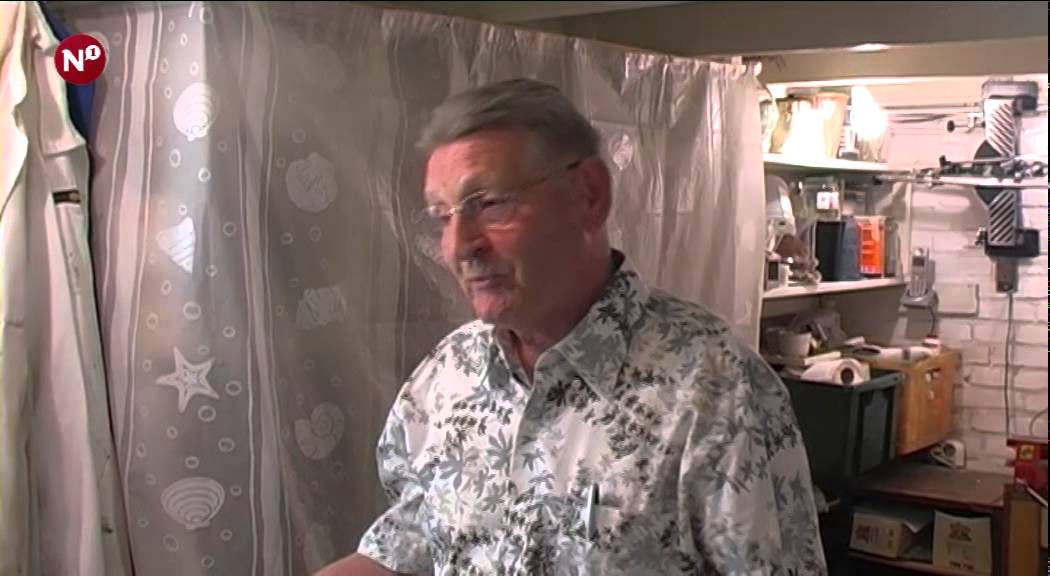 002 Jan van der Donck - YouTube
