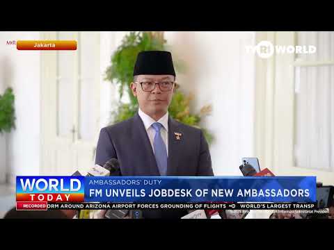 MINISTER SUGIONO UNVEILS JOBDESK OF NEW AMBASSADORS