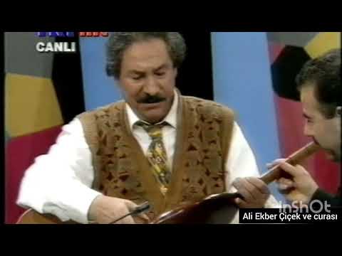 Biz sazı böyle bir bağlama ile öğrendik diyor Ali Ekber Çiçek.#müzik#türkü#solfej#halkmüziği#nota