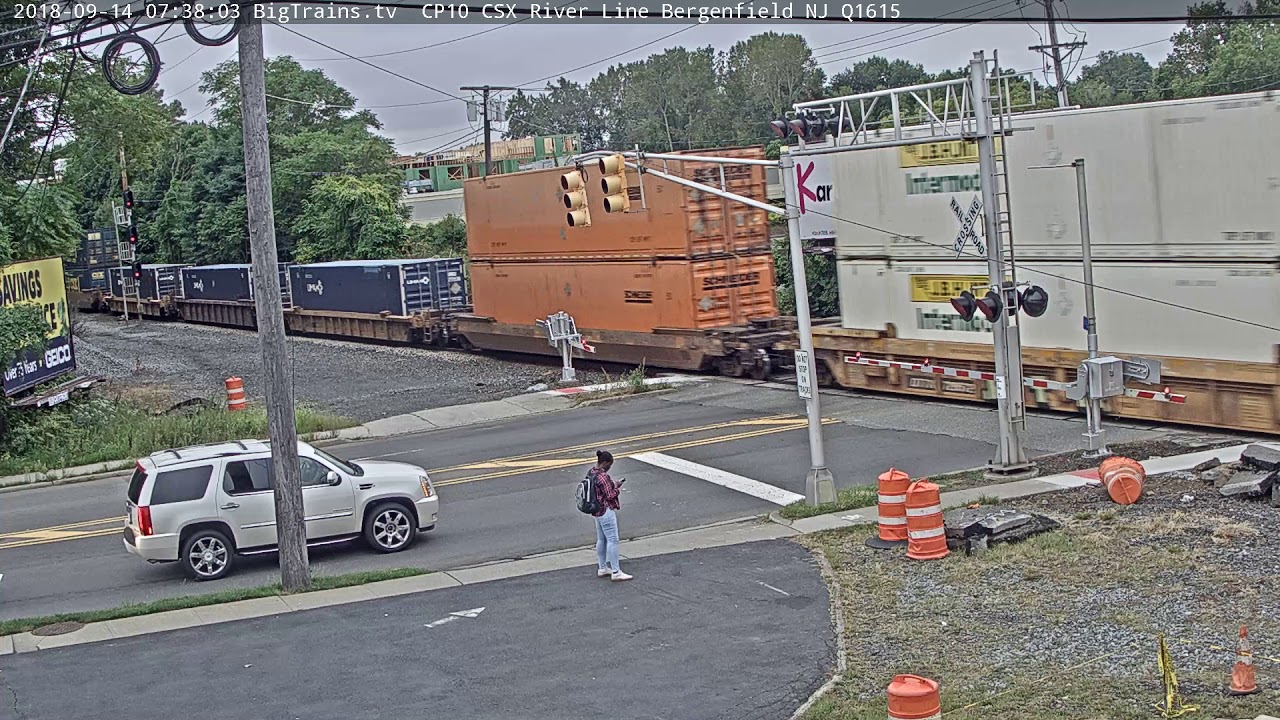 September 14 2018 07:36 nb stack trailers CSX 3429, 3156 Q003 - YouTube