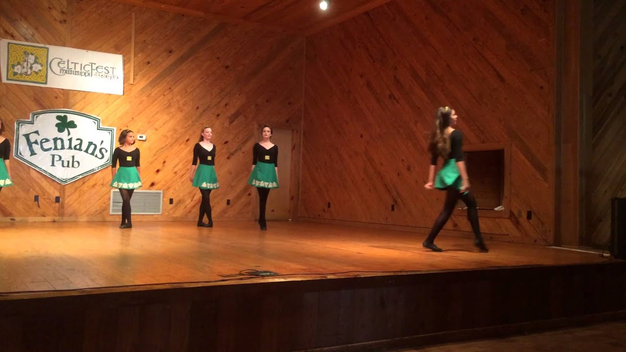 Five Hand Reel- Crossroads Irish Dancers - YouTube