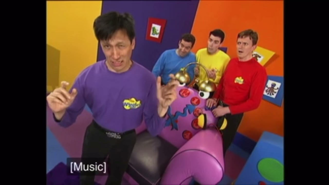 Jeff singing opera in high pitched - YouTube