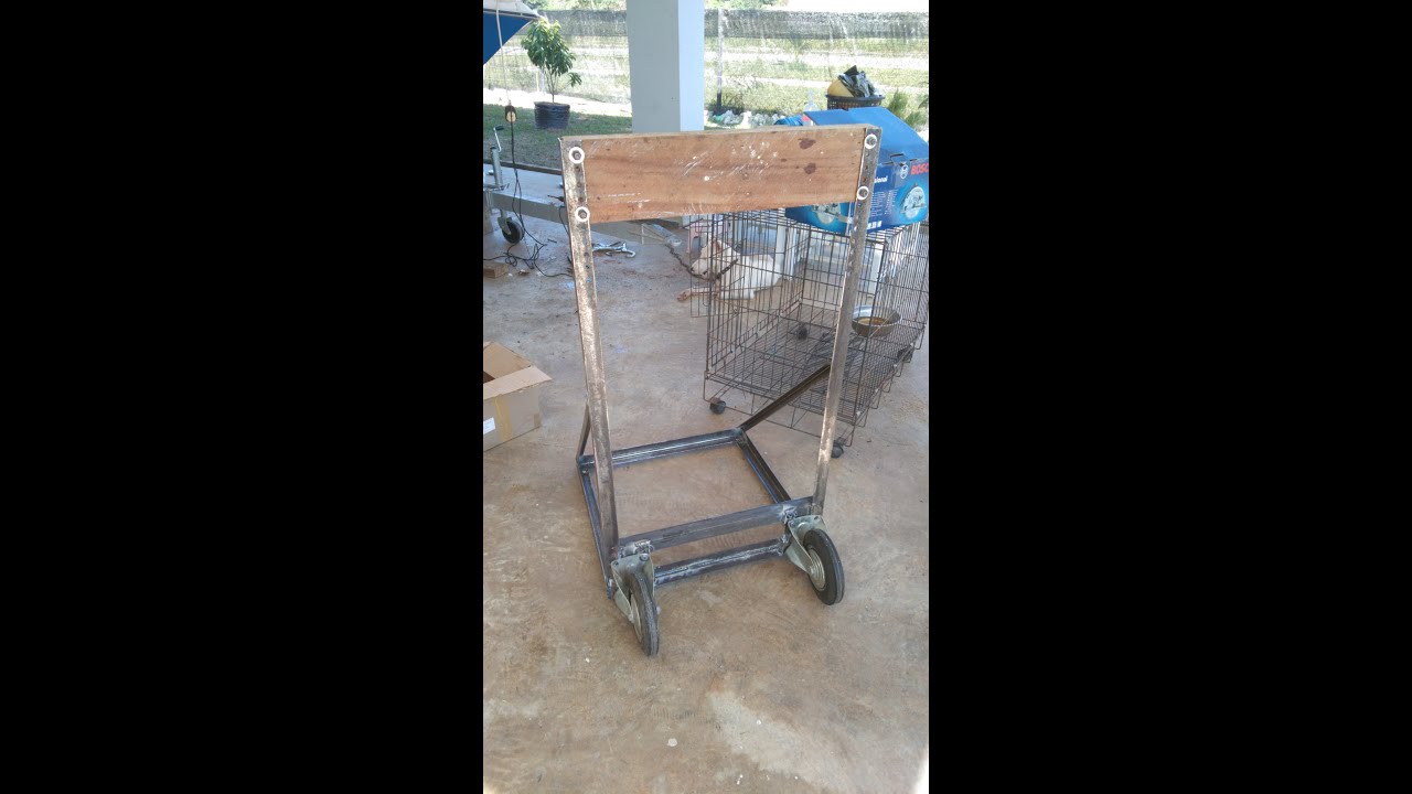 DIY outboard motor stand - YouTube