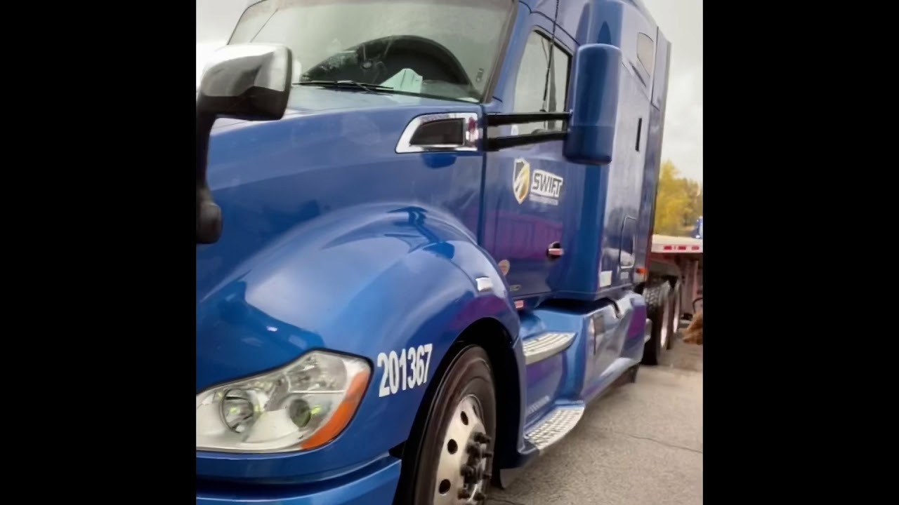 Swift transportation flat bed adventures part 1 - YouTube