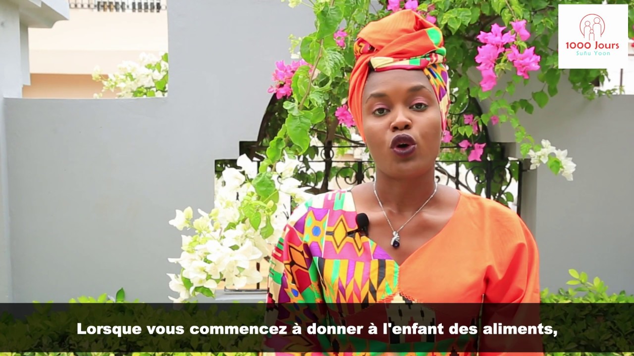 Comment donner de nouveaux aliments à bébé ? - YouTube