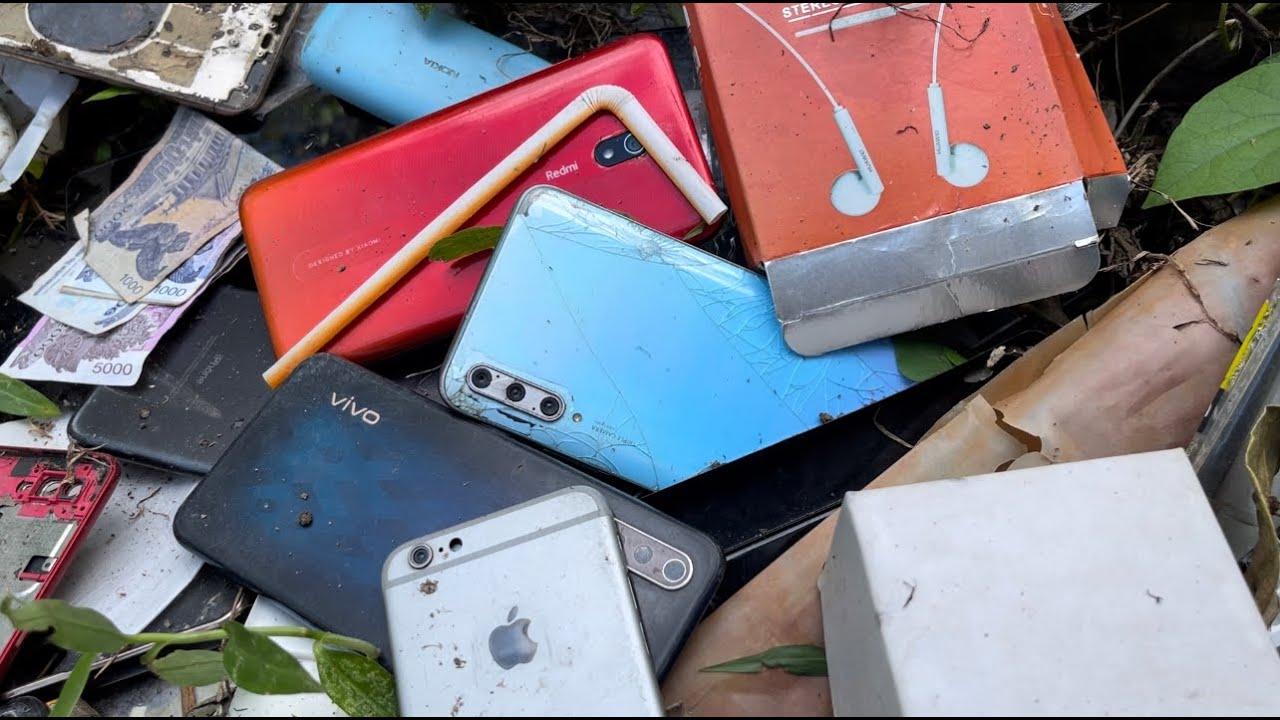 Found Many Broken Phones in Garbage Dumps i Restore Destroyed Phone ...
