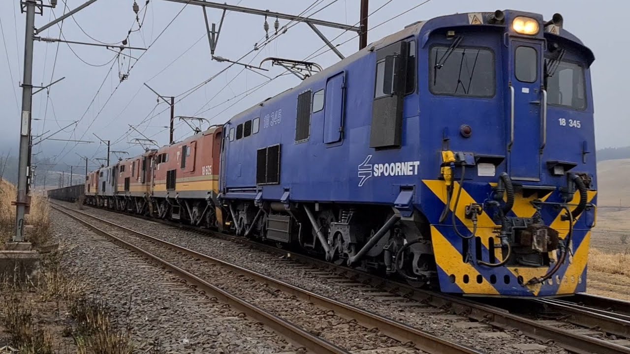 Spoornet/Transnet class 18E locomotives heading towards Durban at ...