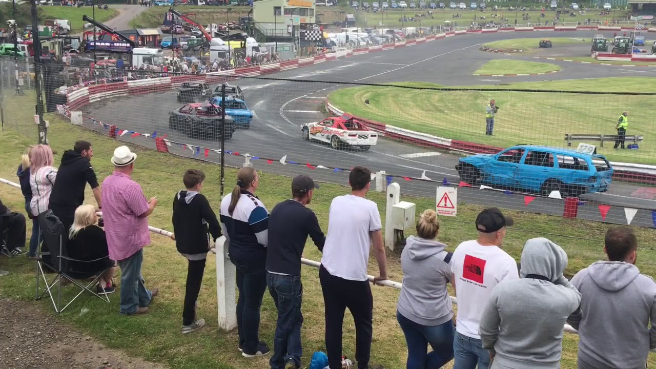 Hednesford Hills Raceway Veterans Day Past 85 - YouTube