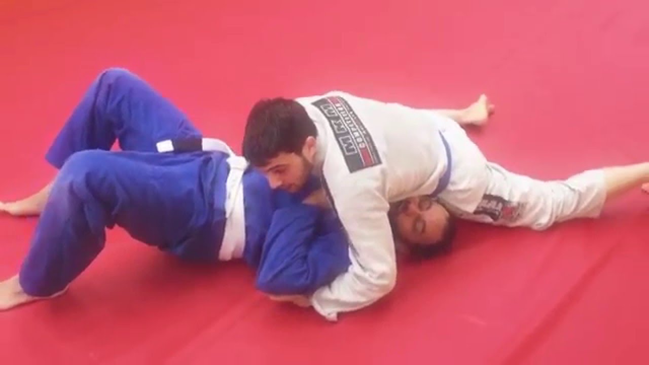 Reverse Baseball Choke From North/South - Grim Rollers BJJ - YouTube