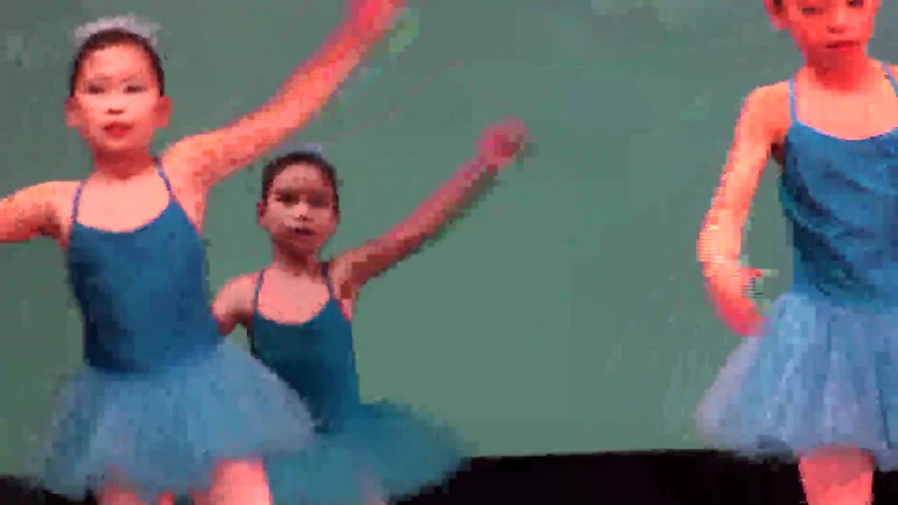 Li's Ballet Performance 11-7-2010 - YouTube