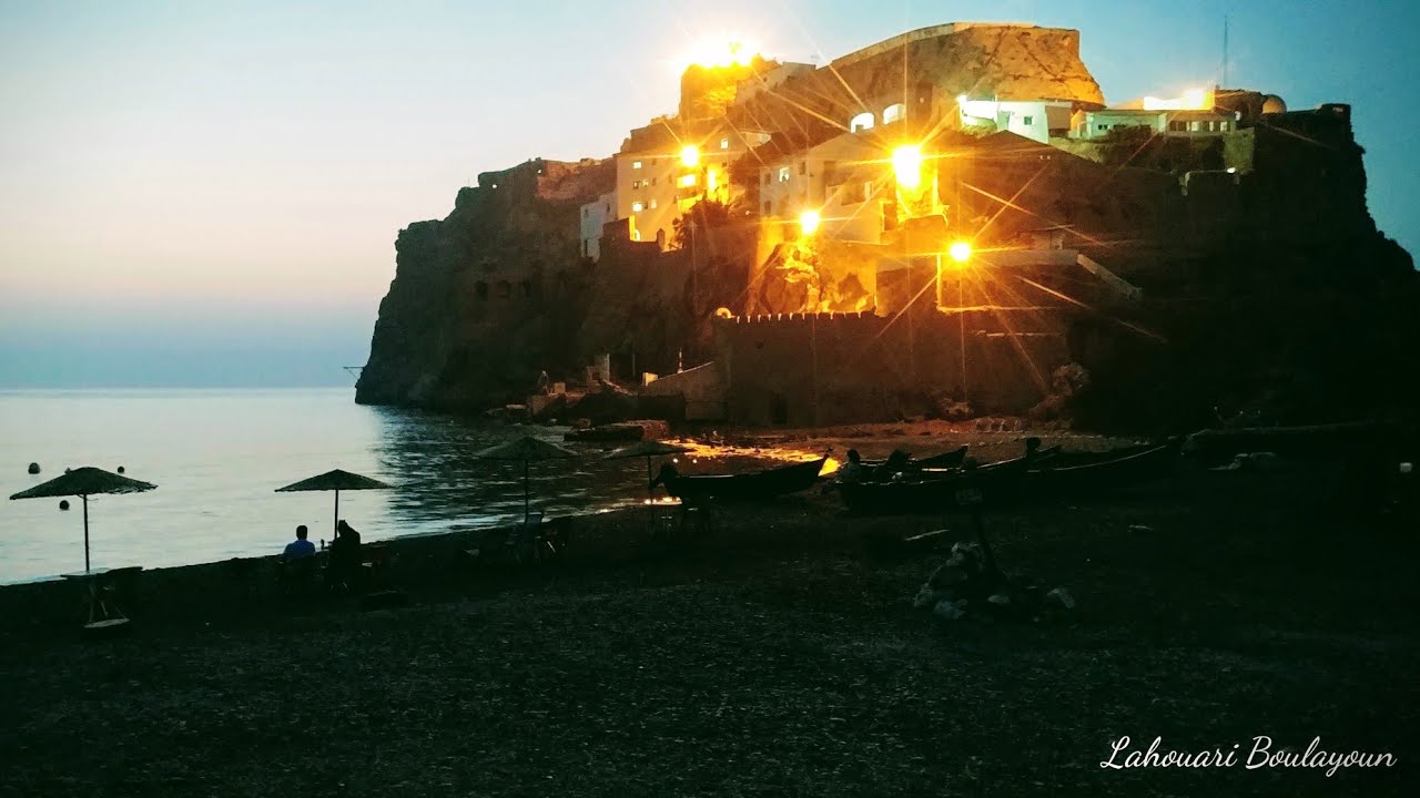 Maroc : la plage de Badis - YouTube