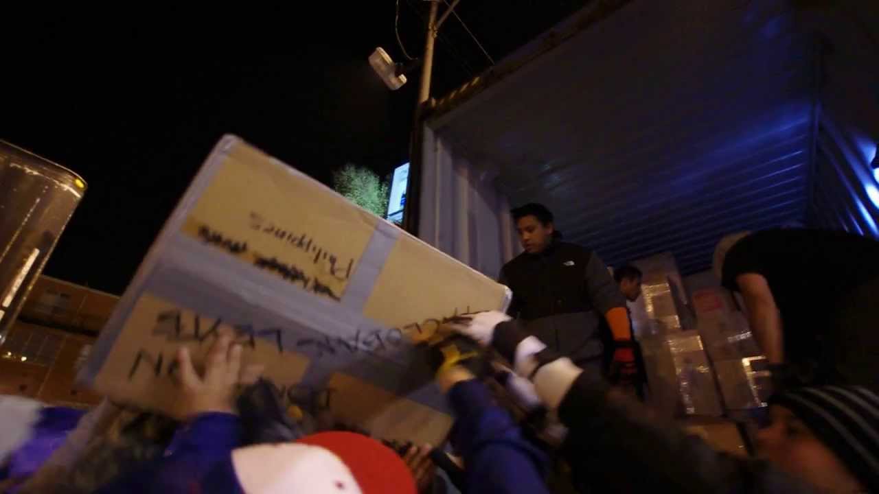 Typhoon Haiyan Relief Efforts @ Jose Rizal Center, Chicago IL - YouTube