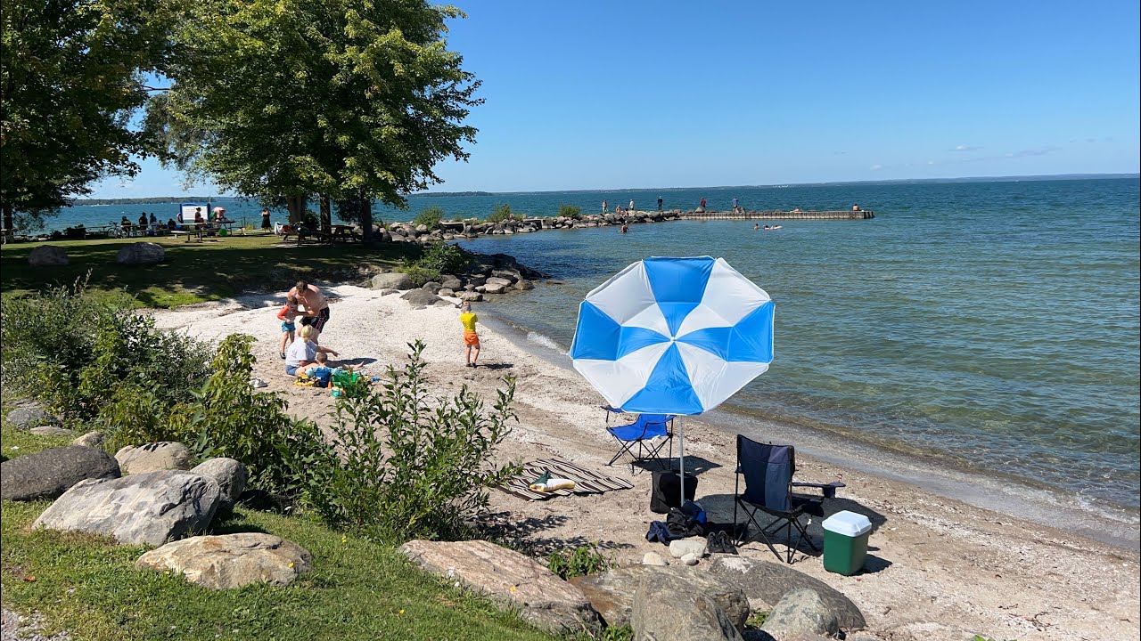 Relaxing sight and sound of waves on Lake Simcoe, Canada. - YouTube