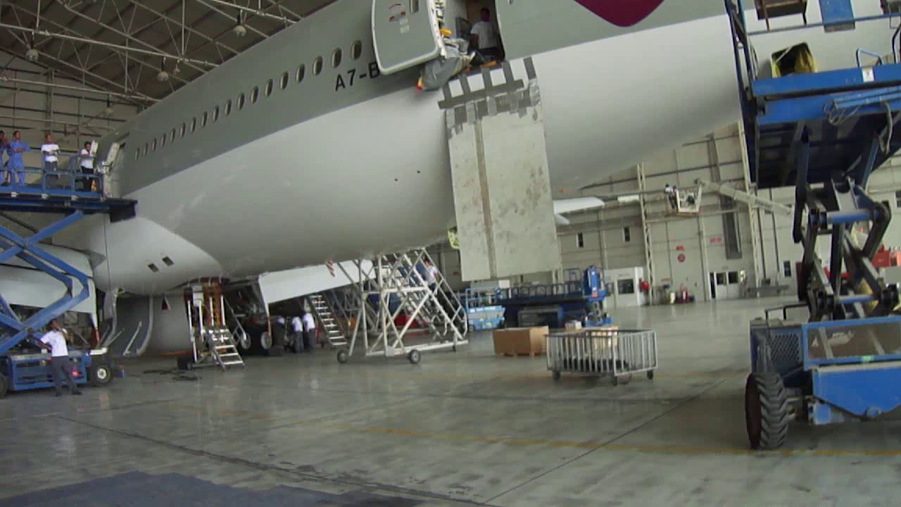 Deploy Slide A320 - YouTube