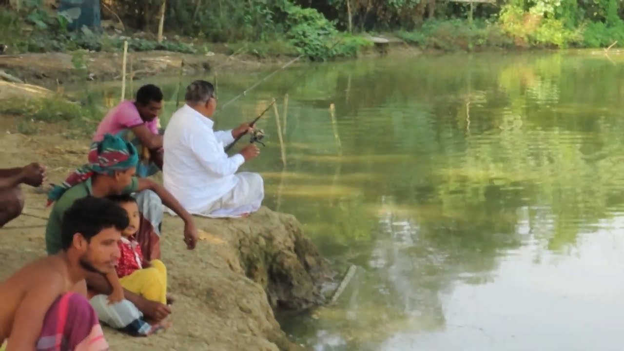 Exclusive fish hunting scenes by fishing rod @FishWatching - YouTube