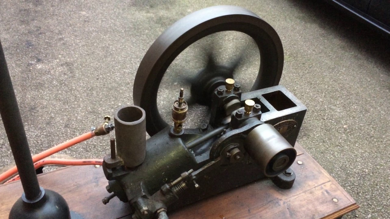 1/2hp A E & H Robinson Hot Tube Gas Engine - YouTube