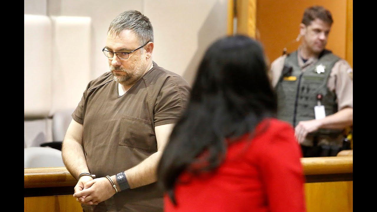 Daniel Bunch court appearance for child porn charges - YouTube