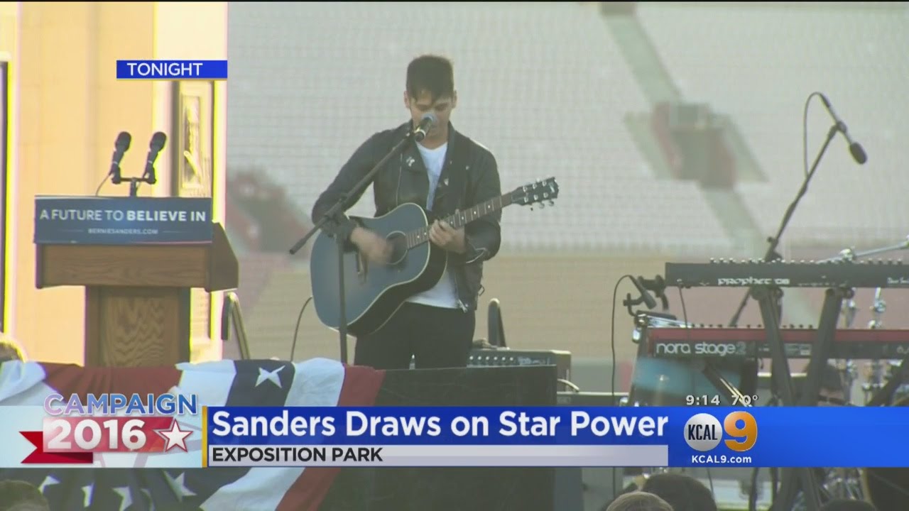 Bernie Sanders Hosts Free Concert At Los Angeles Coliseum - YouTube