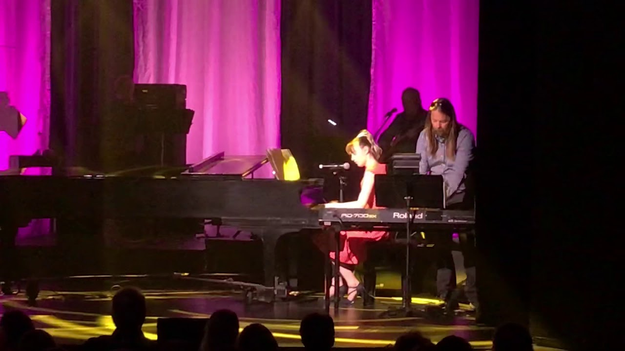 Lily Alexander - Here You Come Again - YouTube