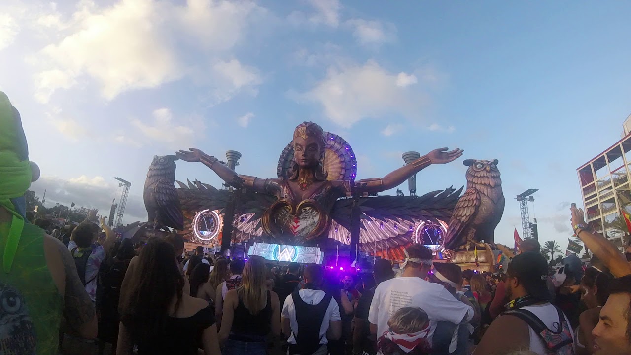 Alan Walker :: I'll Fly w/ U @ EDCO 2017 - YouTube