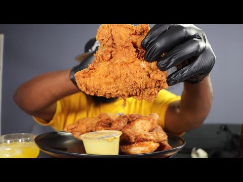 BP Gas Station JUICY Fried Chicken - YouTube