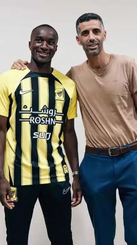Moussa Diaby masuk sebagai pemain Al Ittihad - YouTube