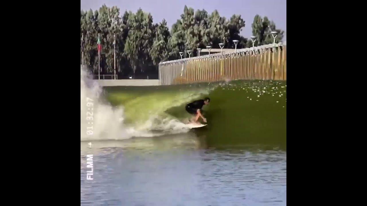 Casey Wheat Surfing Kelly Slaters Wave Pool - YouTube
