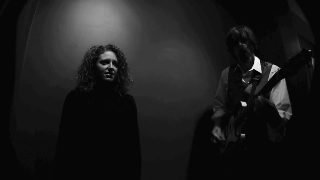 Marissa Mulder sings "Cry! Cry! Cry!" with Ritt Henn - YouTube