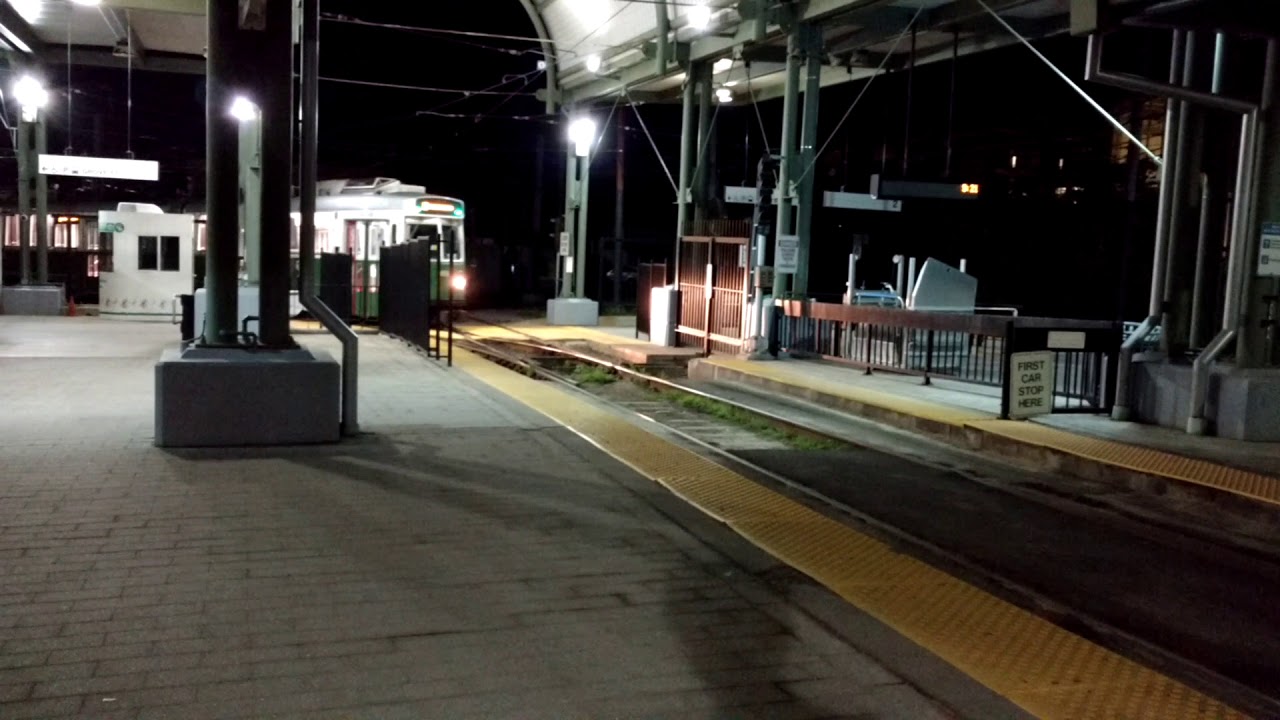 MBTA Green Line, Riverside Station, 24 August 2018 - YouTube