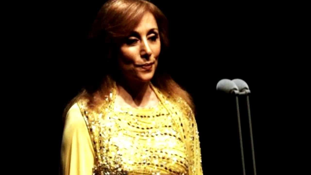 Fairuz - Bhibak Ma Ba'rif | فيروز - بحبك ما بعرف - YouTube