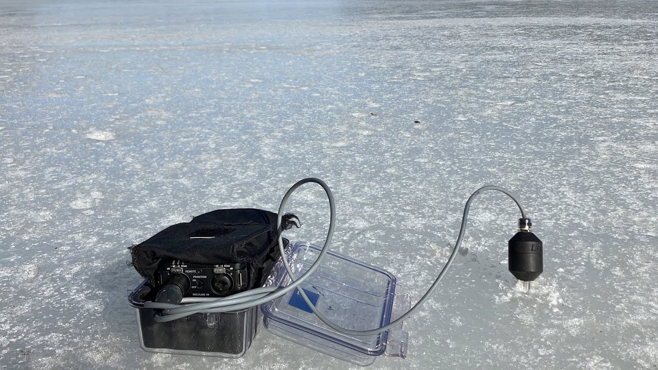 Field recording ice on frozen Lakes with LOM Geofon - YouTube