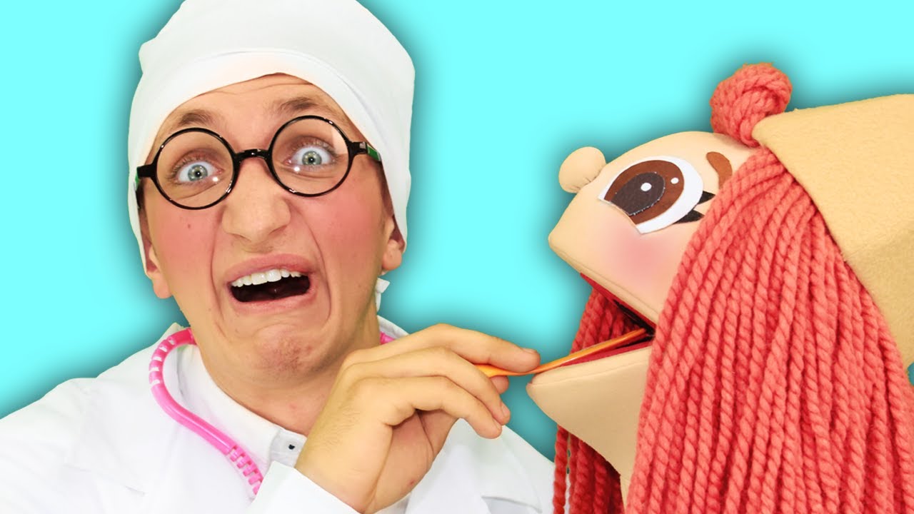 ¡El Bebé visita al Doctor! 👨‍⚕️| Canciones Infantiles | Tiki Boom ...