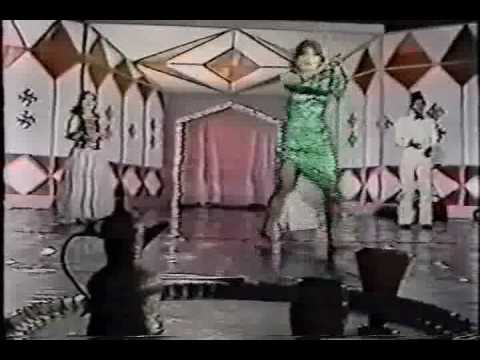 Najwa Fouad dancing to Luz Luz Part 2