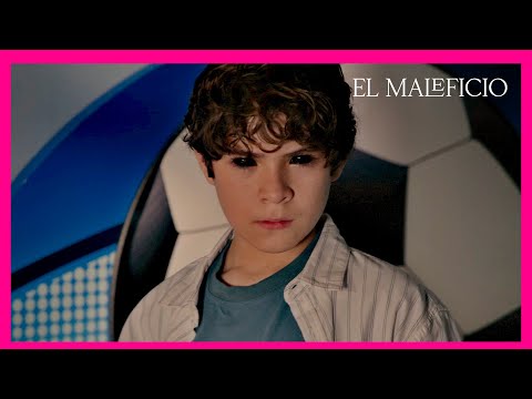 Juanito es el nuevo portador de Bael | El Maleficio | Capítulo FINAL