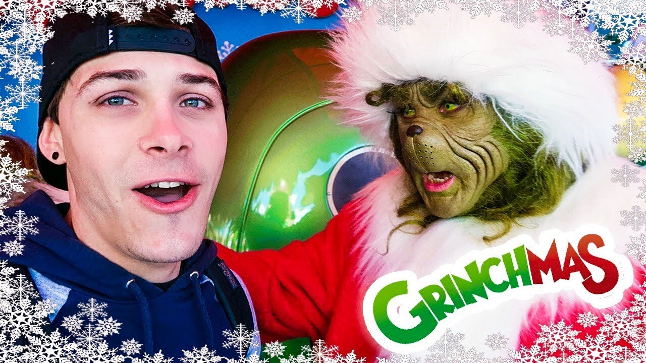 The Grinch Got Mad at Me | Grinchmas Universal Hollywood 2018 - YouTube