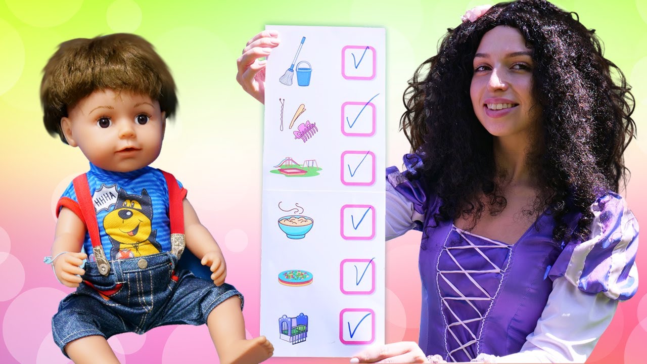 Disney Princesses at the Giant Princess Castle - Kids pretend play ...