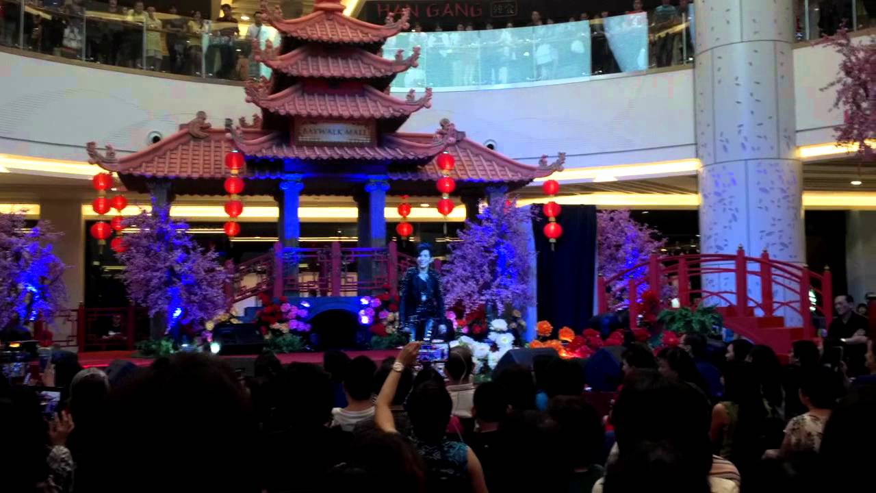 Pan Mei Chen 潘美辰 - 我曾用心爱着你 @Baywalk Mall - YouTube