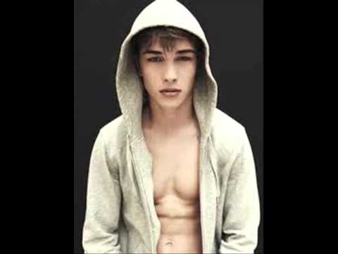 Francisco Lachowski : Actin' up - SHIRTLESS