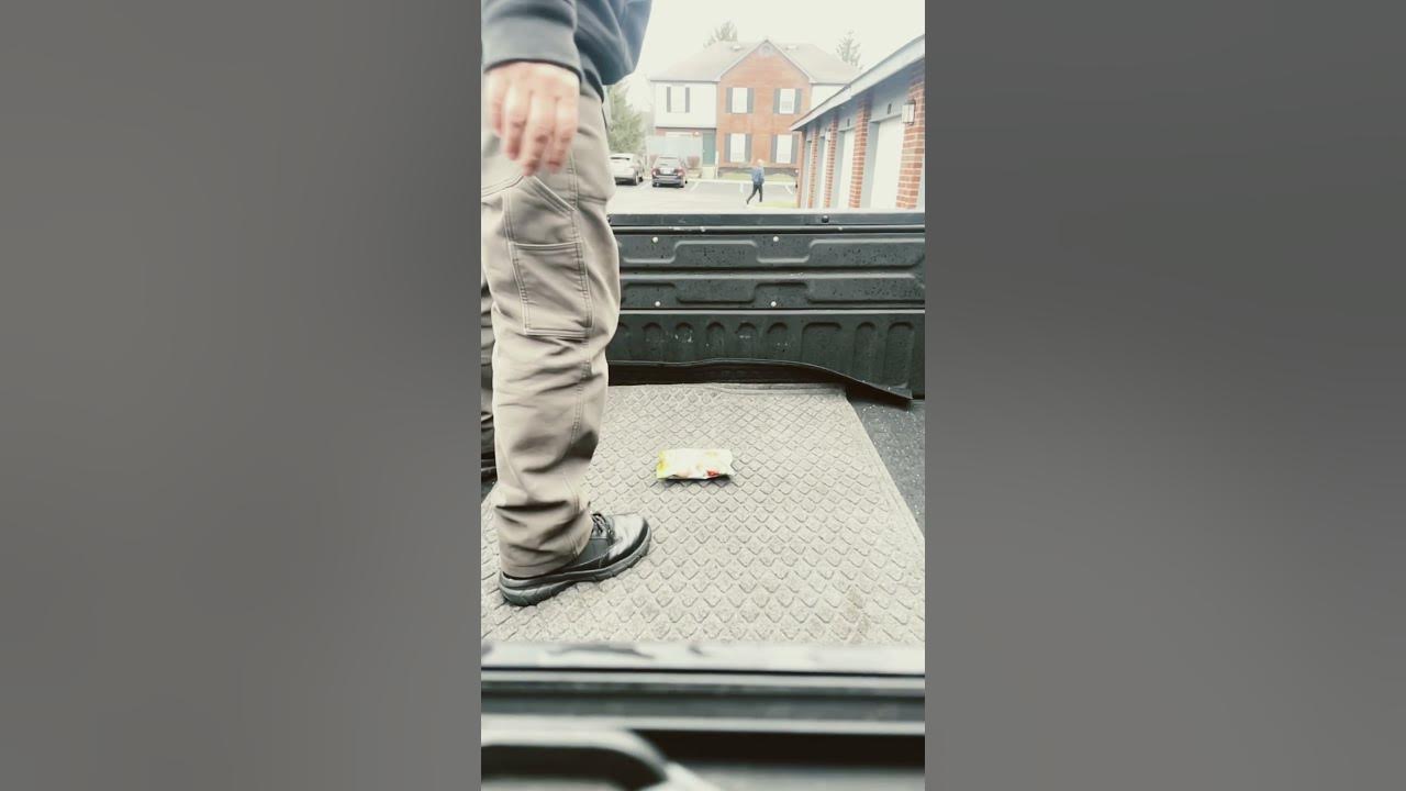 Breaking an old bag of chips in slow motion. Vending machine - YouTube