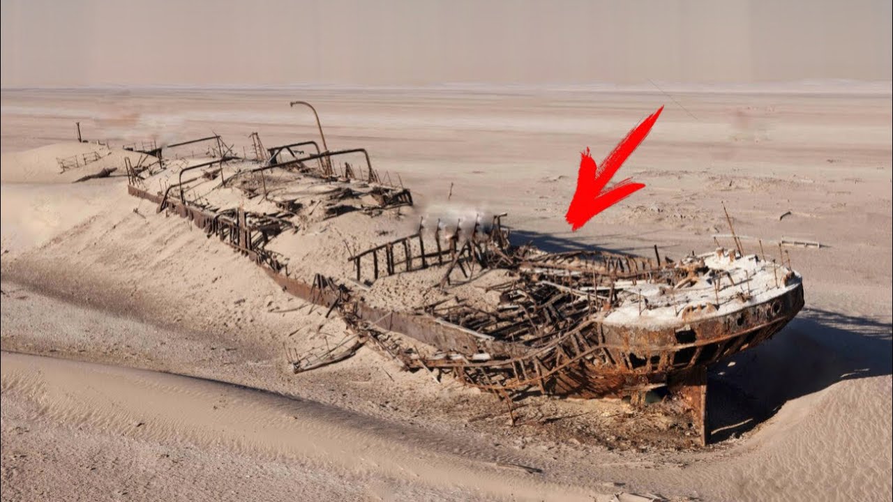 Mars perseverance rover capture A huge ship covered with thick sand in ...