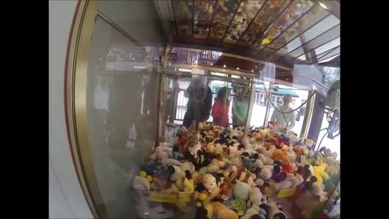 Claw Machine - First Blood #1 - YouTube